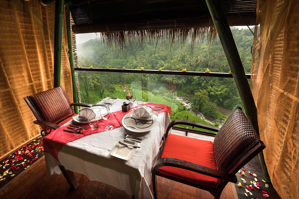 Bali's Best View Dining for V Day - The Colony Hotel Bali